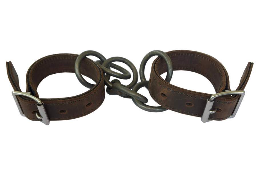 Hobble & Chain- Leather/Buckle